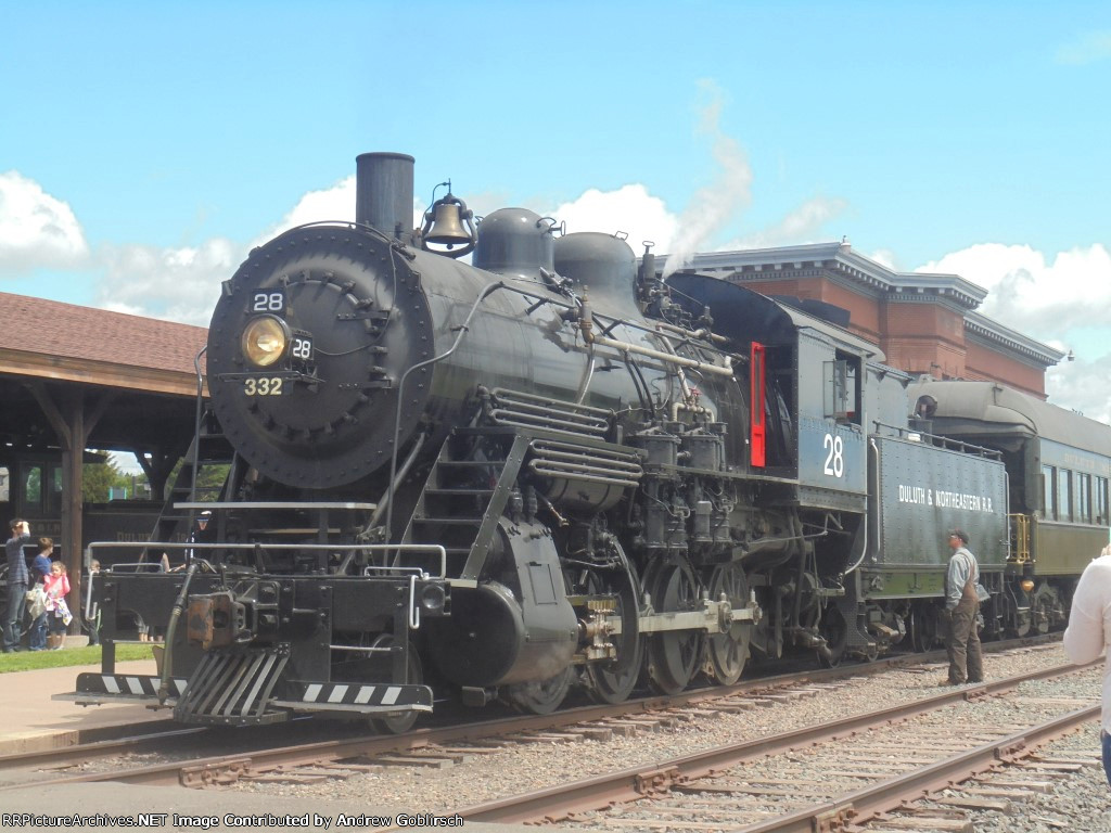 DM&IR 332 or D&NE 28